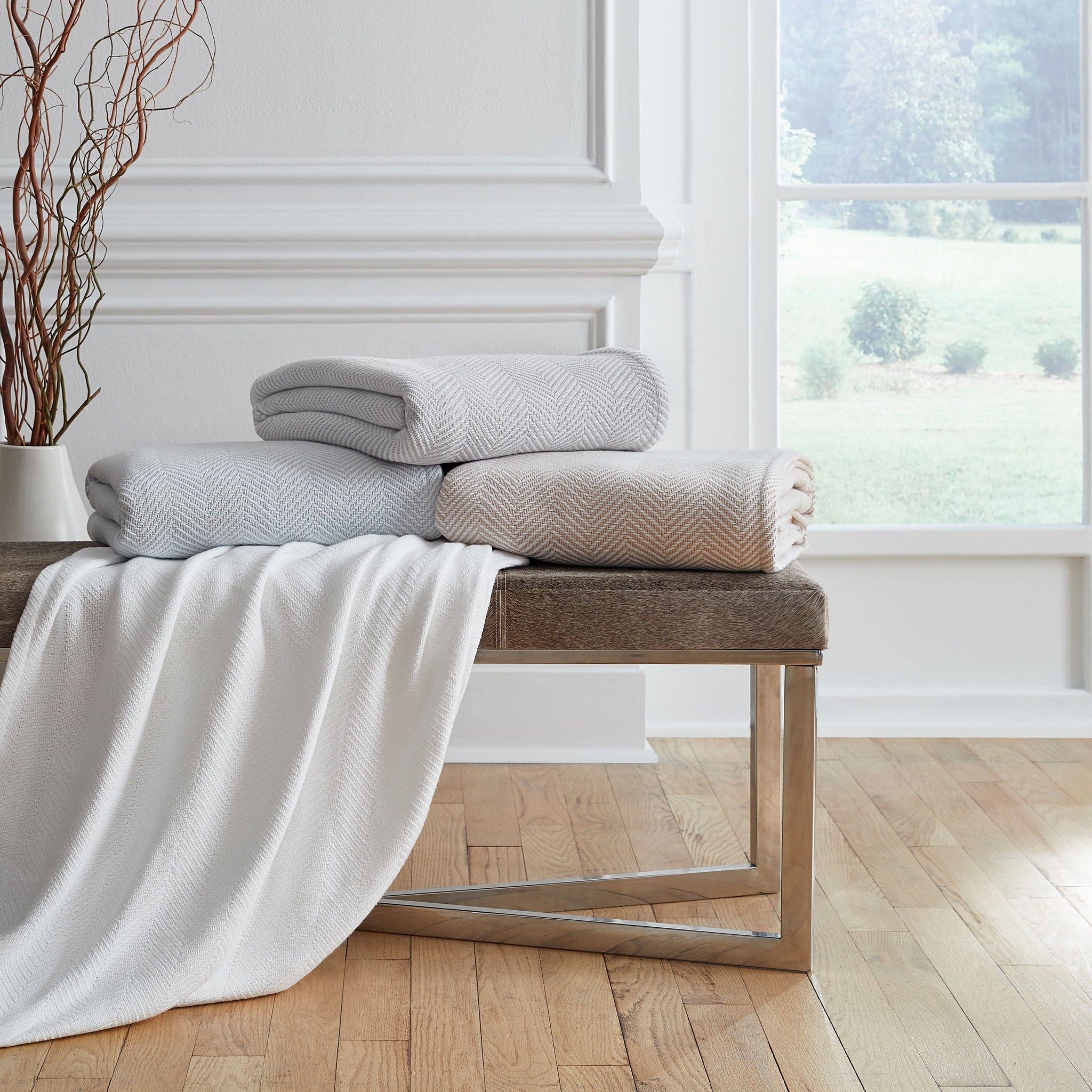 High-End Throws & Designer Blankets – Design Louis George