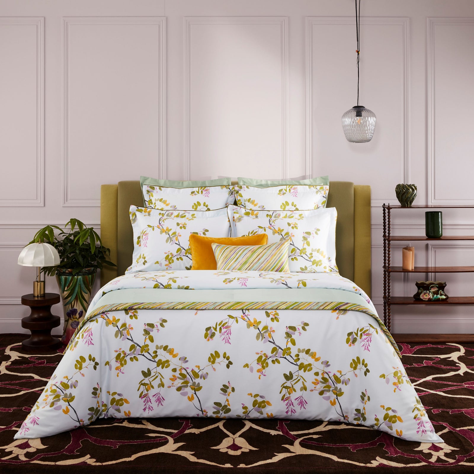 Luxury Furniture, Bedding & Home Decor Store - Design Louis George